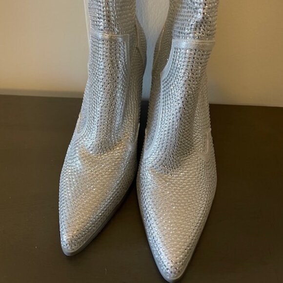 Azalea Wang | Shoes | Azalea Wang Soulard Bootie Womens 7 Western ...